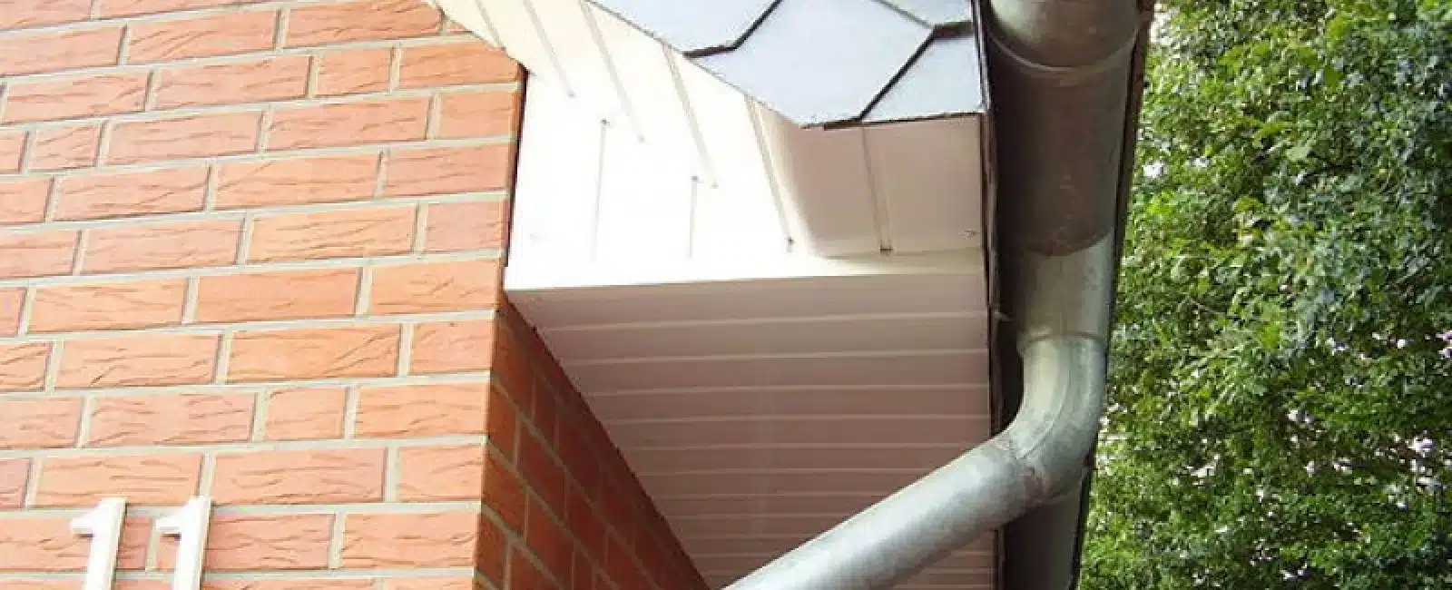 How to Install Gutters? | Findlay Roofing